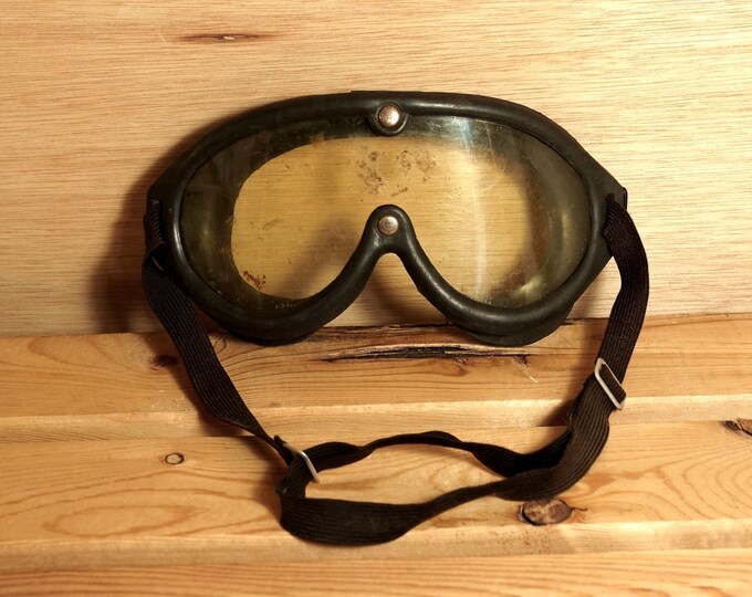Vintage C. 1960's 1950's Pair of Rustic Racing or Motorcycle Goggles or ...
