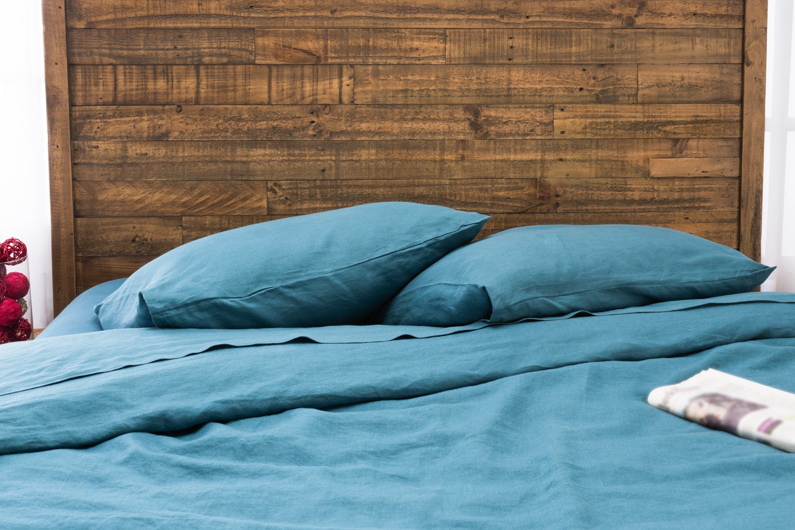 Midnight Blue Pure Linen Sheet Set. 4 Pieces -- Flat, Fitted Sheets and ...