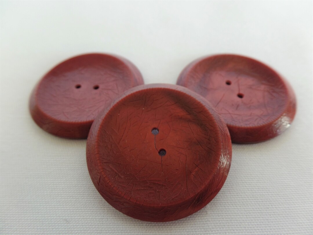 Vintage Rust Wafer Coat Buttons, Large Tone on Tone Red/ Orange Shiny ...