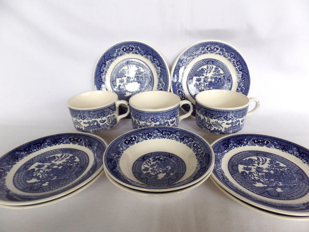 Blue Willow Ware Royal China Teacups, Saucers, Fruit Bowls, Dessert or ...