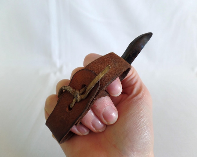 Vintage Corn Husking Peg, Agricultural, Antique Gardening Farming ...