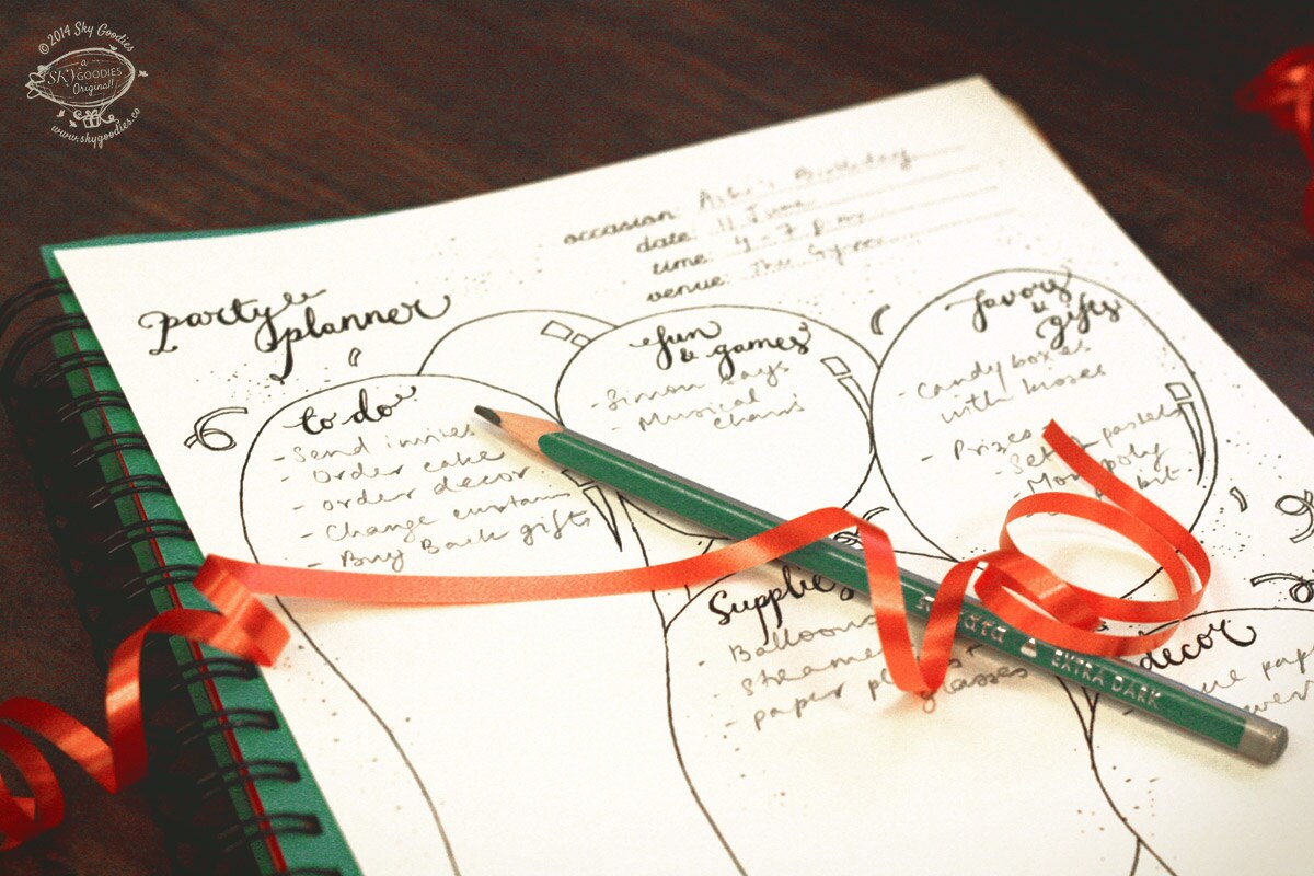 DOODLE Party Planner / Organizer Printable Digital Letter | Etsy