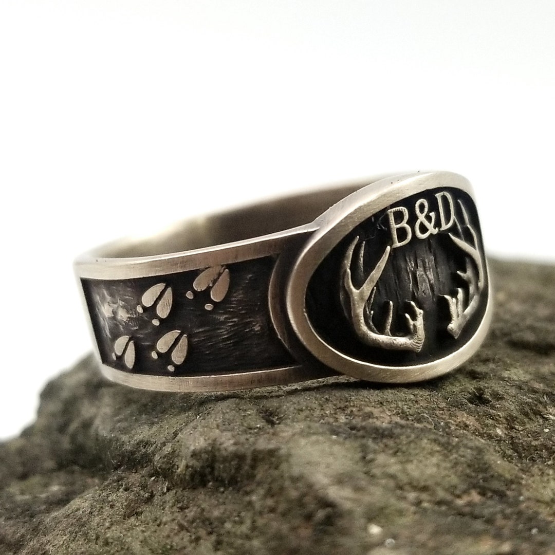 Deer Hunter Ring Engravable / Custom Deer Hunting / Deer Tracks / Deer ...