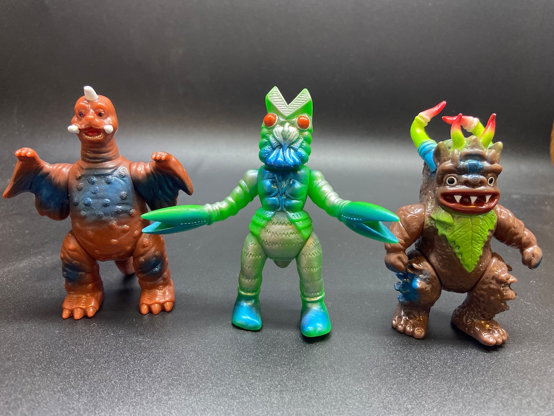 Vintage 3.5 “ Lot of 3 Bullmark Small Soft Vinyl Toy Sofubi Hand Painted Handmade Sofubi Japan ...