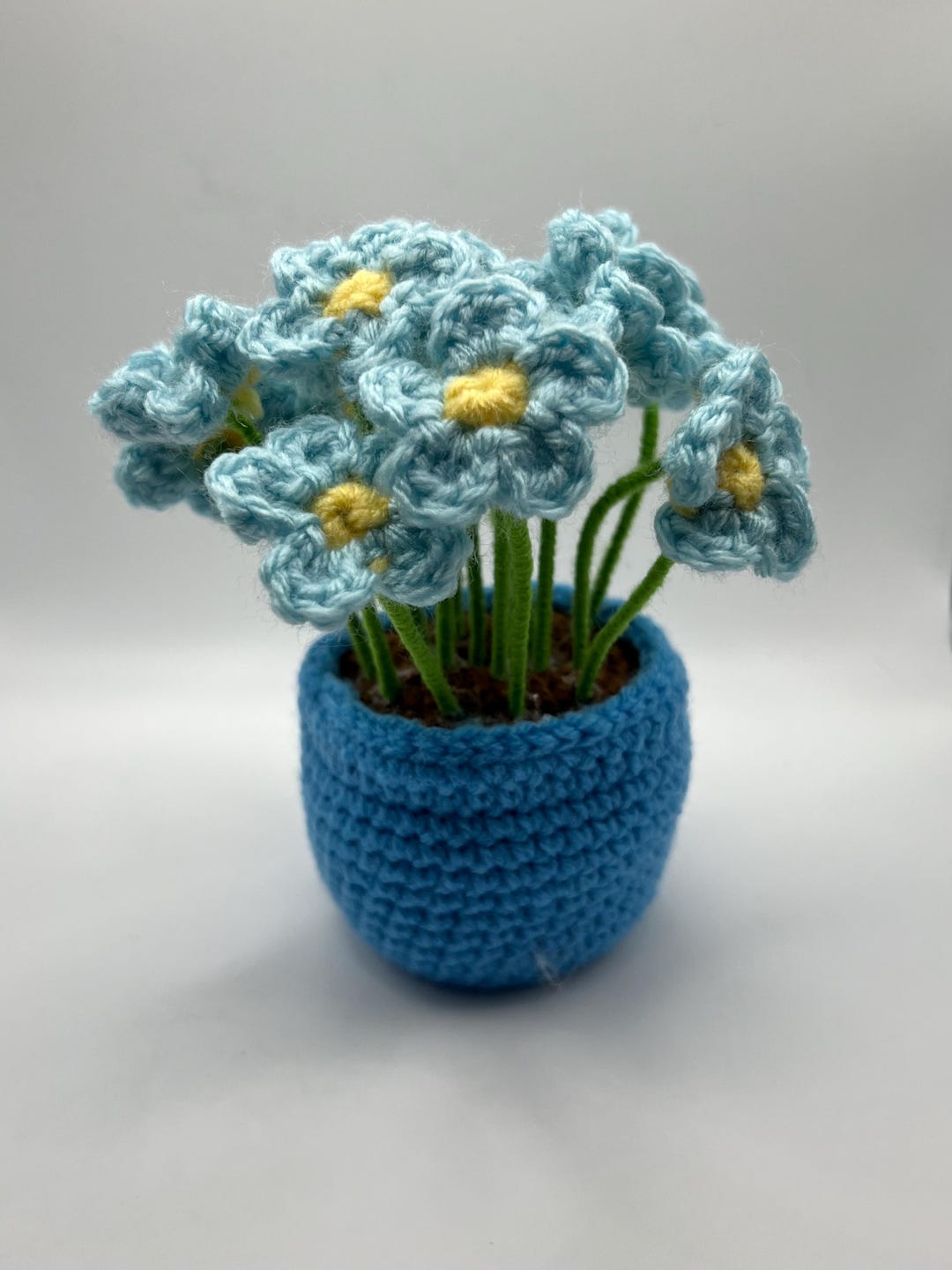 Forget Me Nots in a Pot // Crochet Flowers // Amigurumi // Play Flowers ...