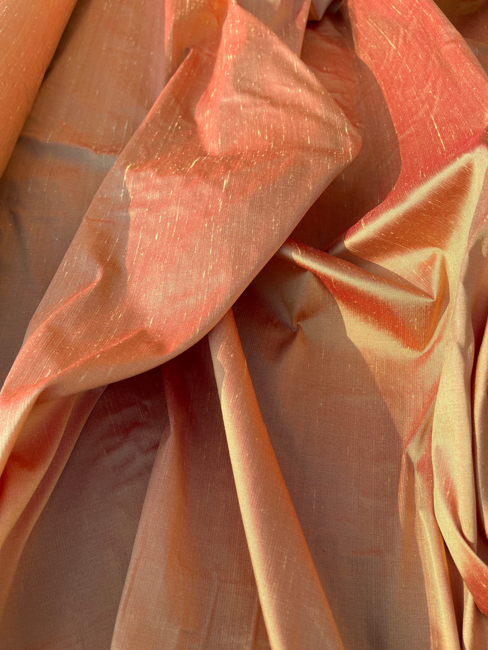 Fabulous Quality Silk Shantung Iridescent Shantung - FIRE!!! - Etsy