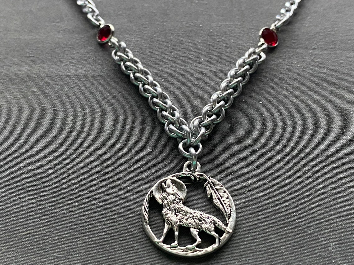 Howling Wolf Collar. Primal Prey Collar Wolf Alpha Necklace - Etsy