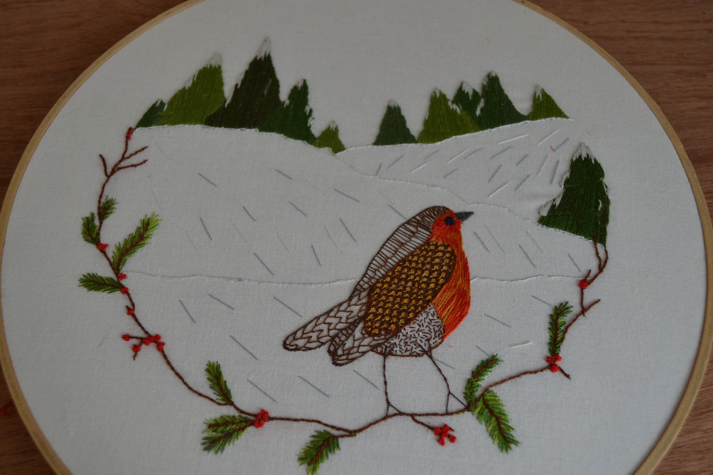 Christmas Robin Wreath Hand Stitched Embroidery Hoop Art - Etsy UK