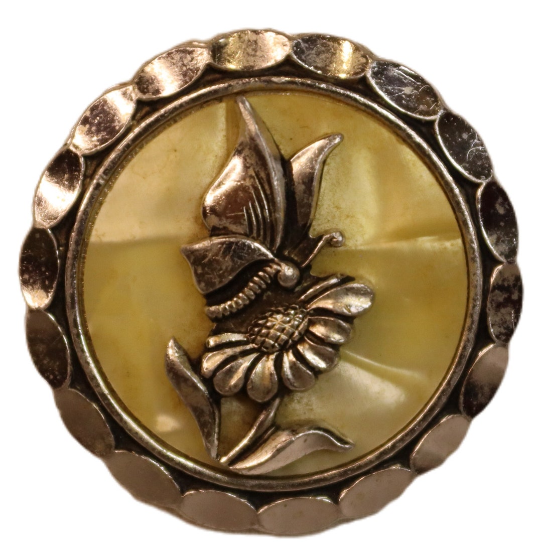 Vintage Scarf Ring Daisy and Butterfly - Etsy