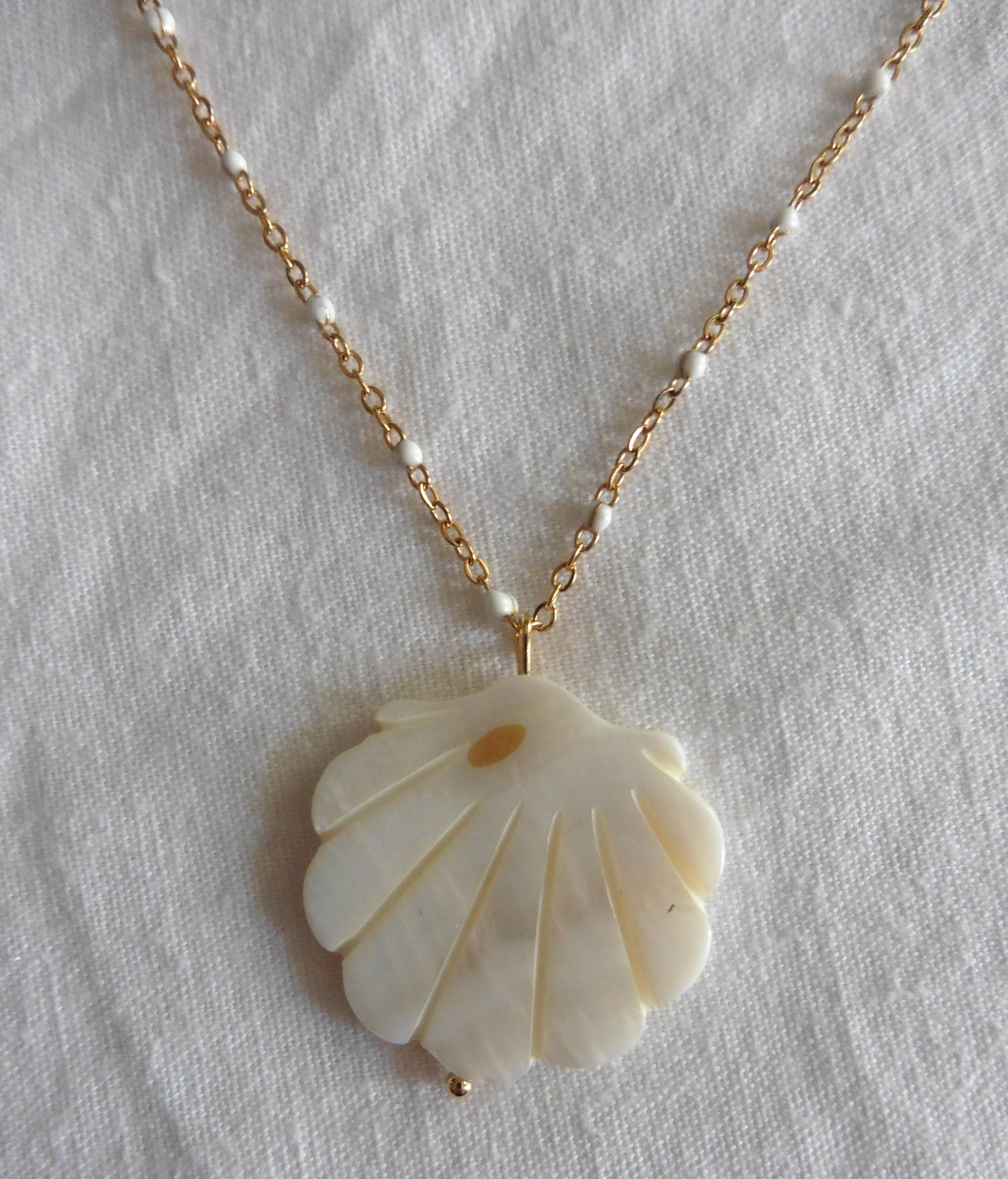 Birth of Venus Mother-of-pearl Shell Gold Necklace, Mermaid Necklace ...