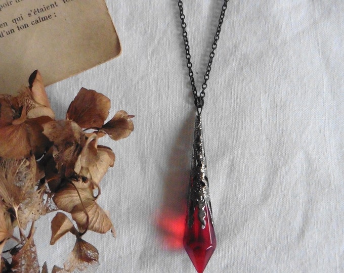 Blood Tear Red Glass Crystal Pendulum Necklace, Dark Academia, Strega ...