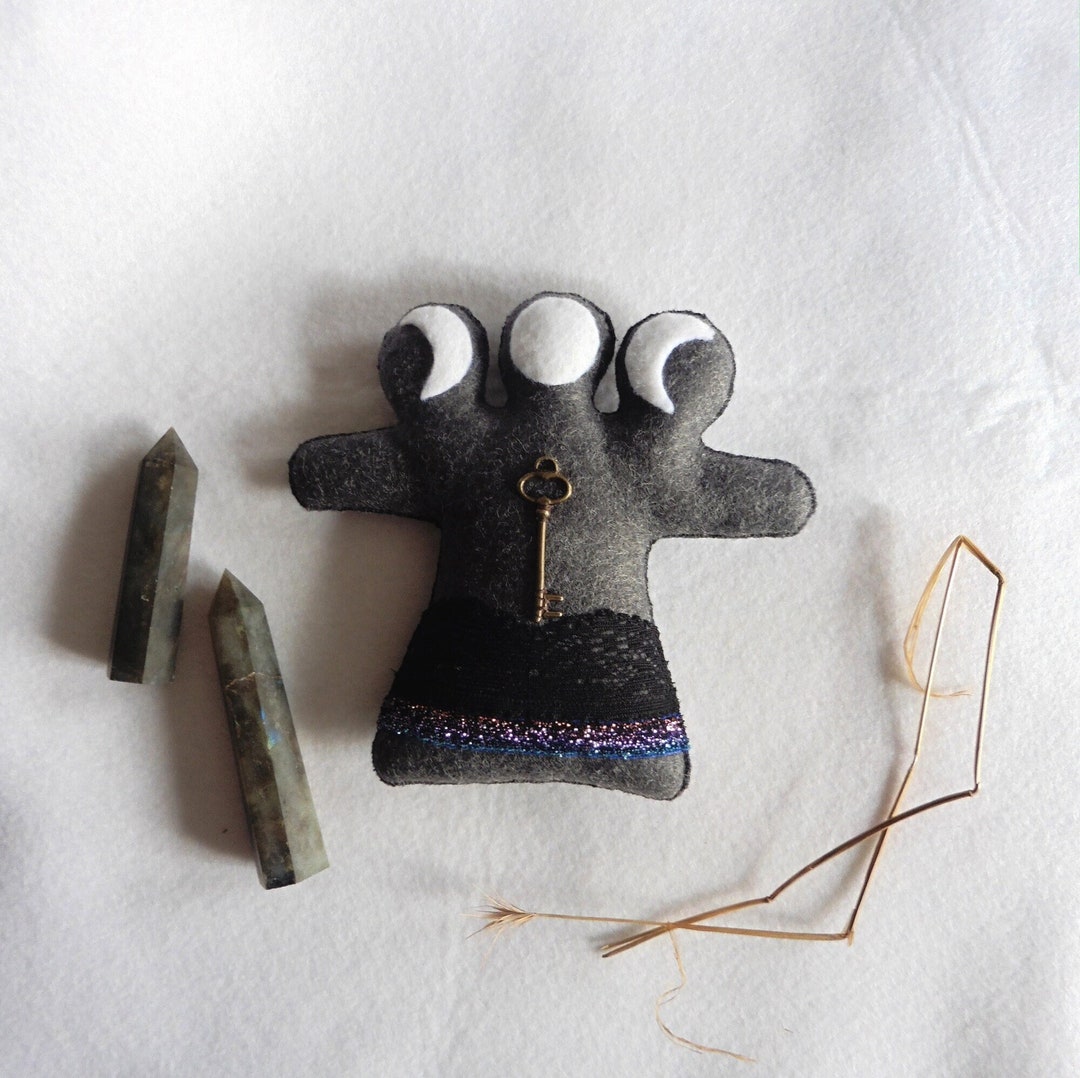 Grey Hecate Art Doll, Triple Mother Goddess Moon, Spirit Doll ...