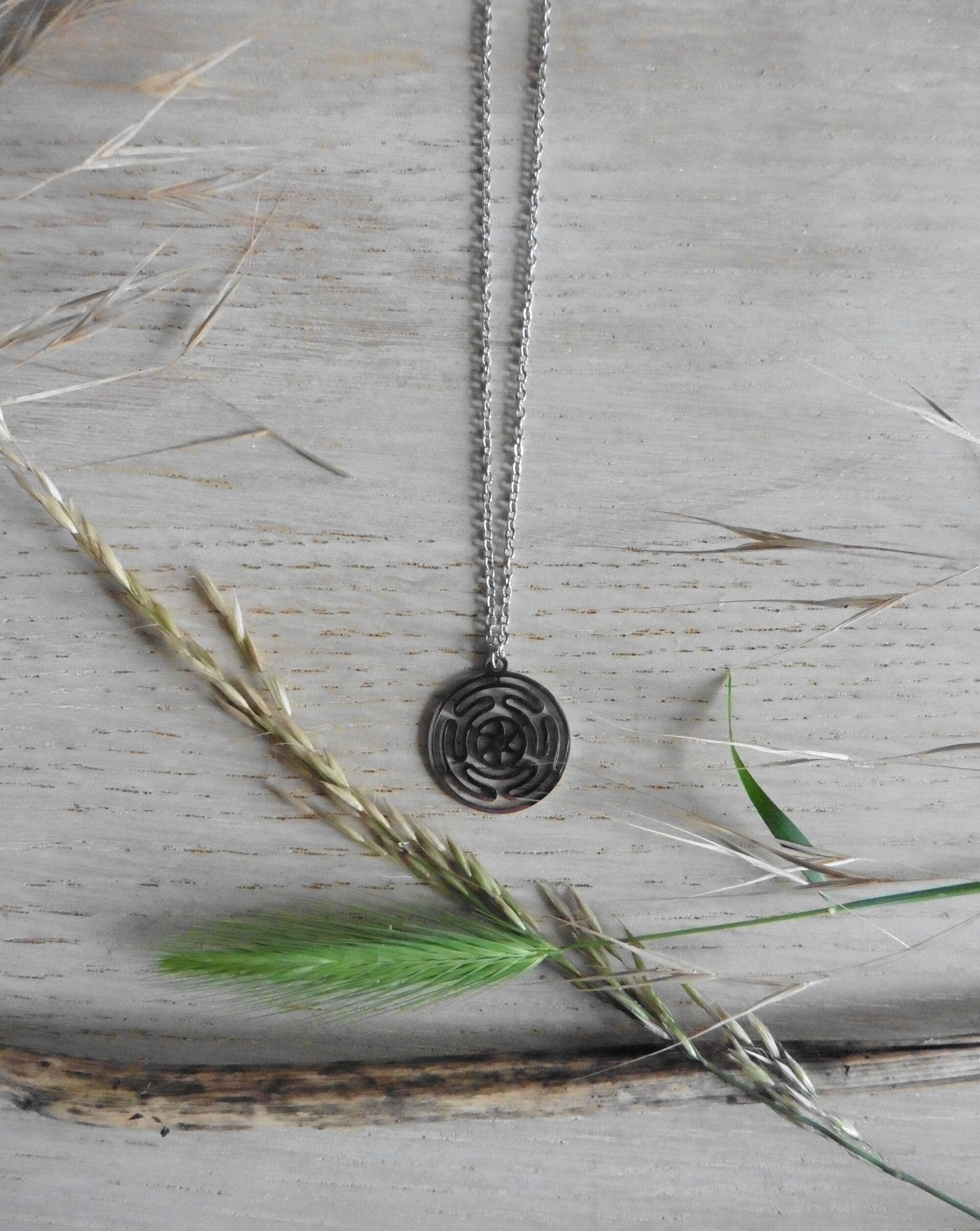 Minimalist Hecate's Wheel Strophalos Necklace Spiral | Etsy