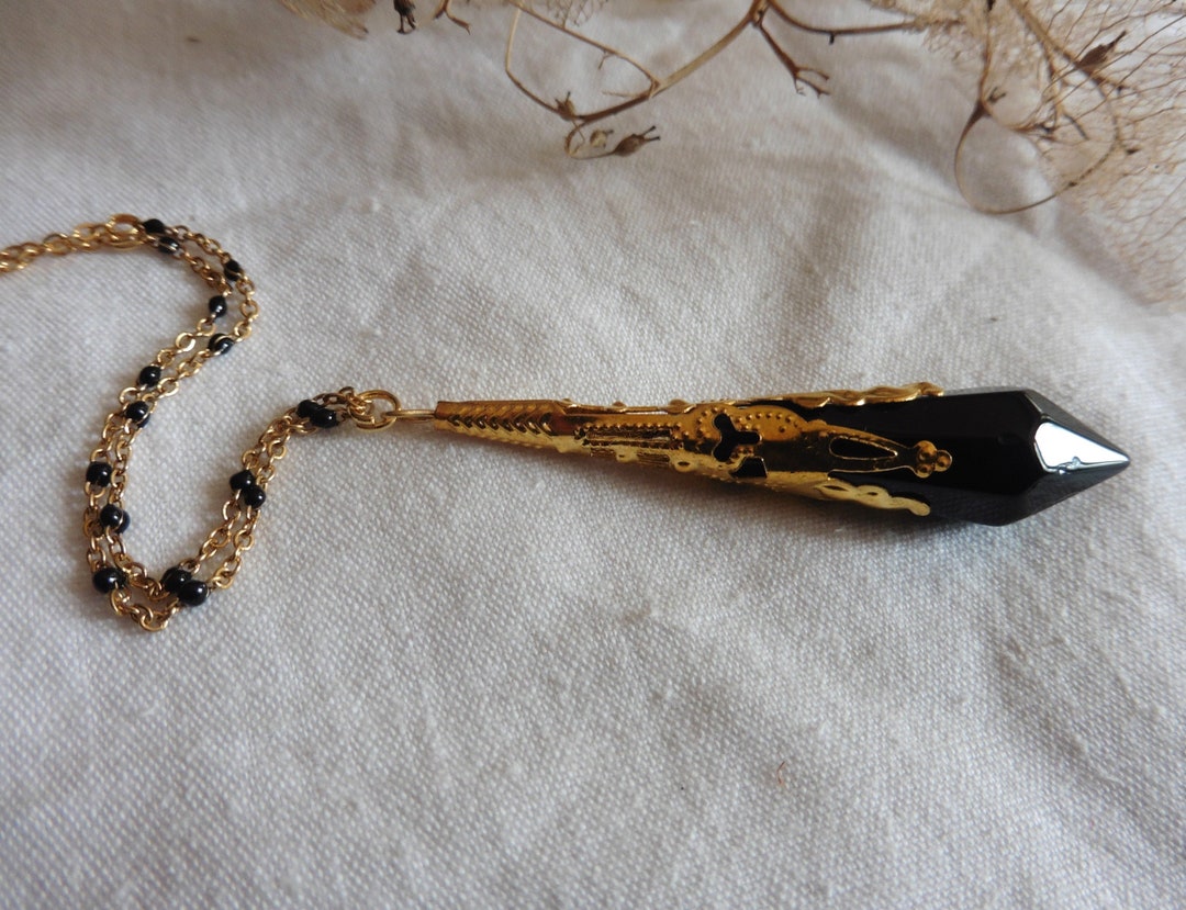 Dark Elf Cottagecore Pendulum Teardrop Crystal Necklace, Green Witch ...