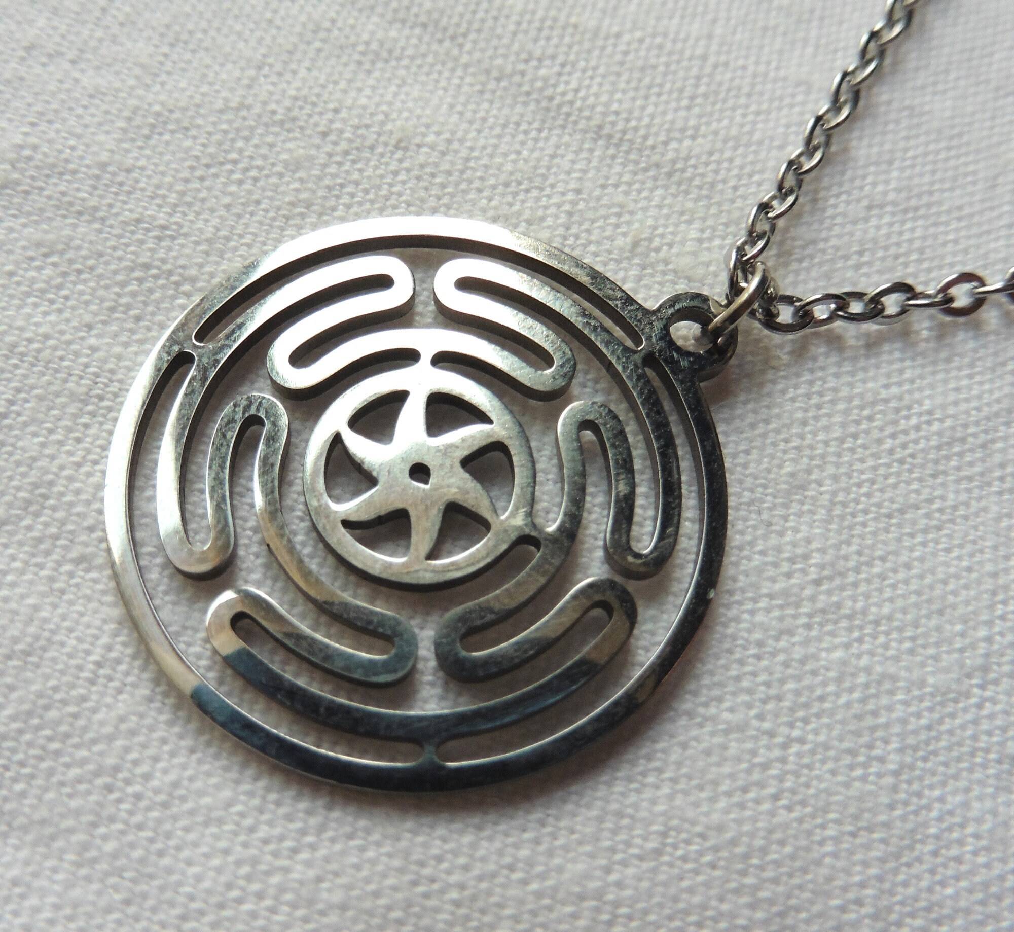 Minimalist Hecate's Wheel Strophalos Necklace Spiral | Etsy