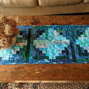 Quilted Table Runner Log Cabin Table Runner Table Topper - Etsy