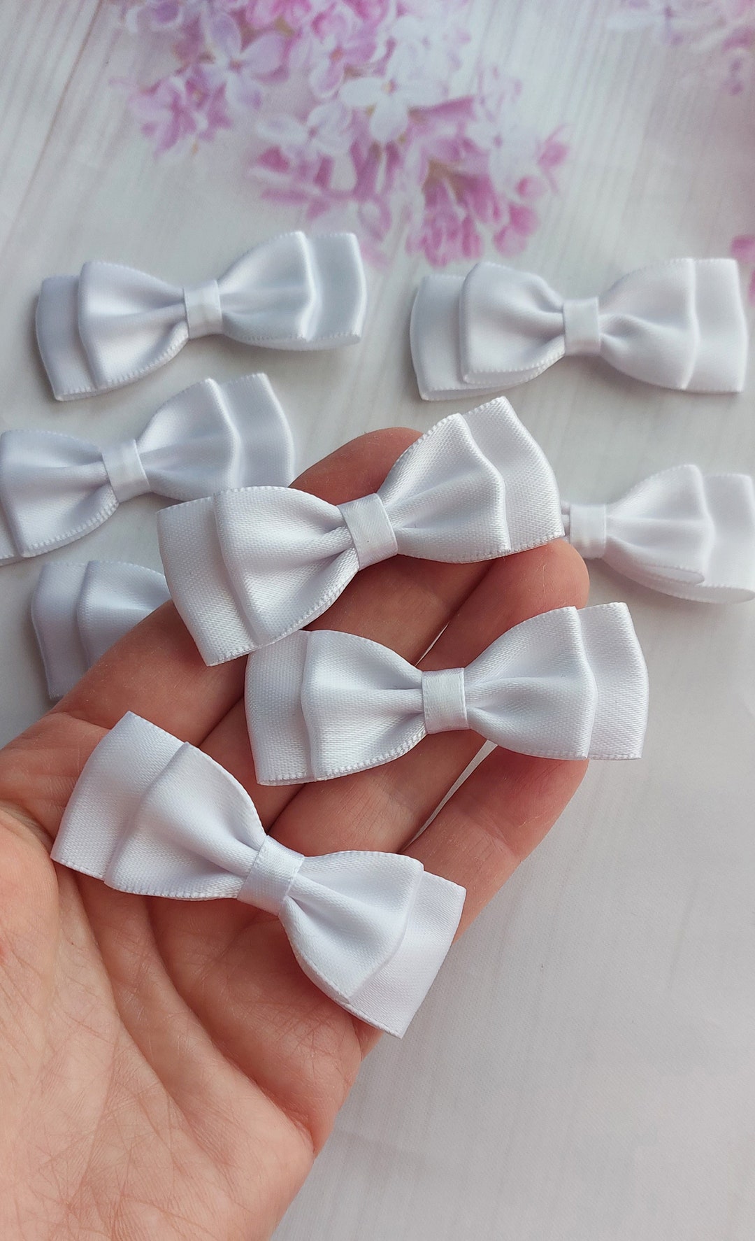 White Ready Made Satin Ribbon Bows Craft Sewing Wedding Bows 6 Cm Wide ...