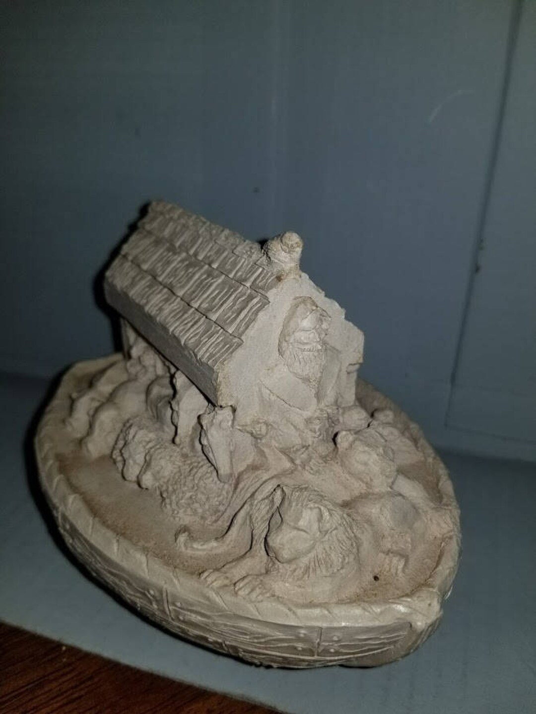 1992 Item FR35 Unfinished Pecan Resin Noah's Ark With Animals Very ...
