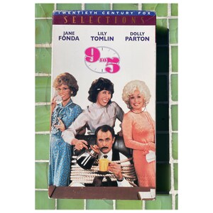 9 to 5, VHS Tape, Vintage, 1980, 80s Movie, Dolly Parton, Film, 1980s Classic - Etsy