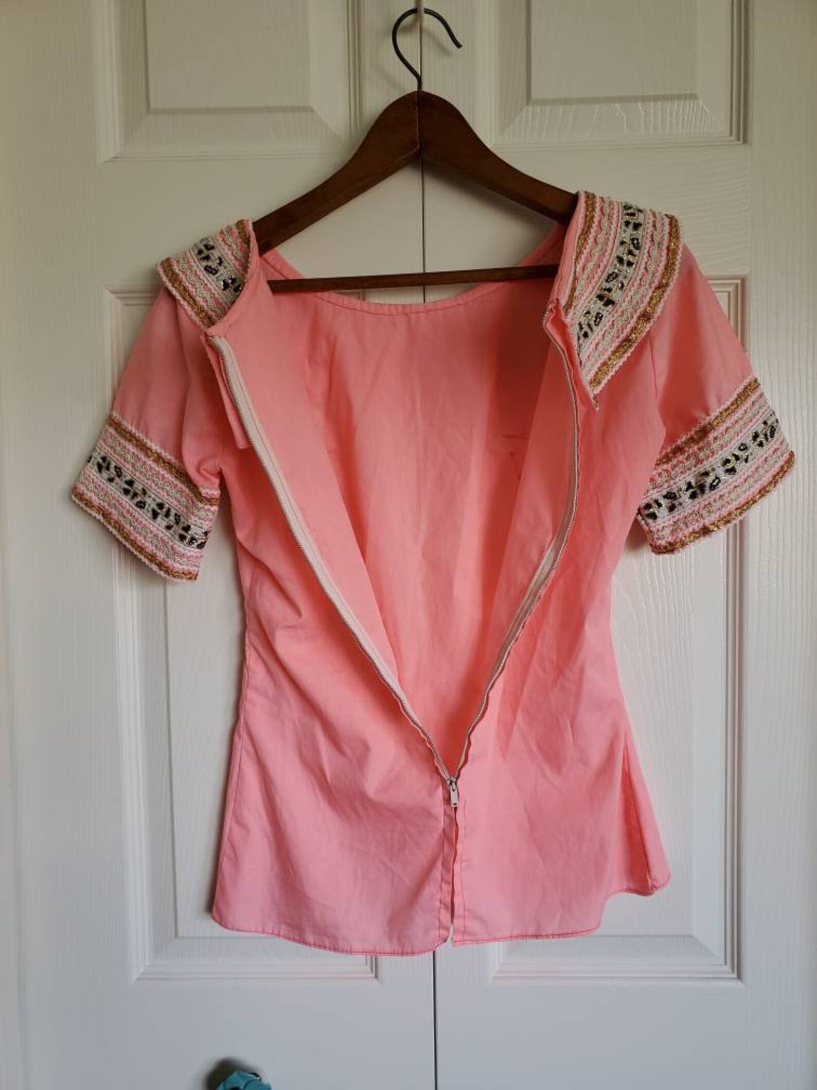 Vintage 50s Pink Top With White and Gold Ric Rac and Ribbon Trim - Etsy