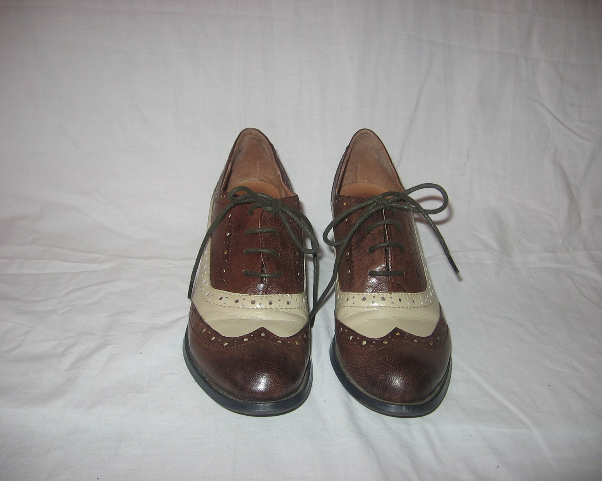 VTG Miz Mooz Brown Beige Color Block Lace Wing Tip Perforated Eyelet ...