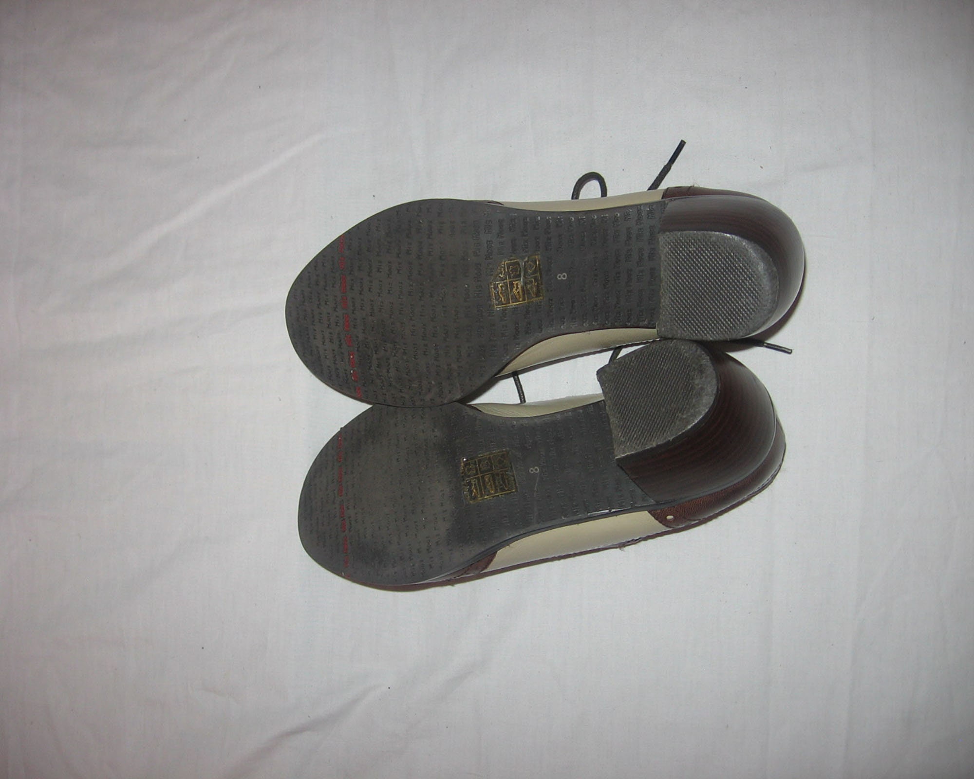 VTG Miz Mooz Brown Beige Color Block Lace Wing Tip Perforated Eyelet ...