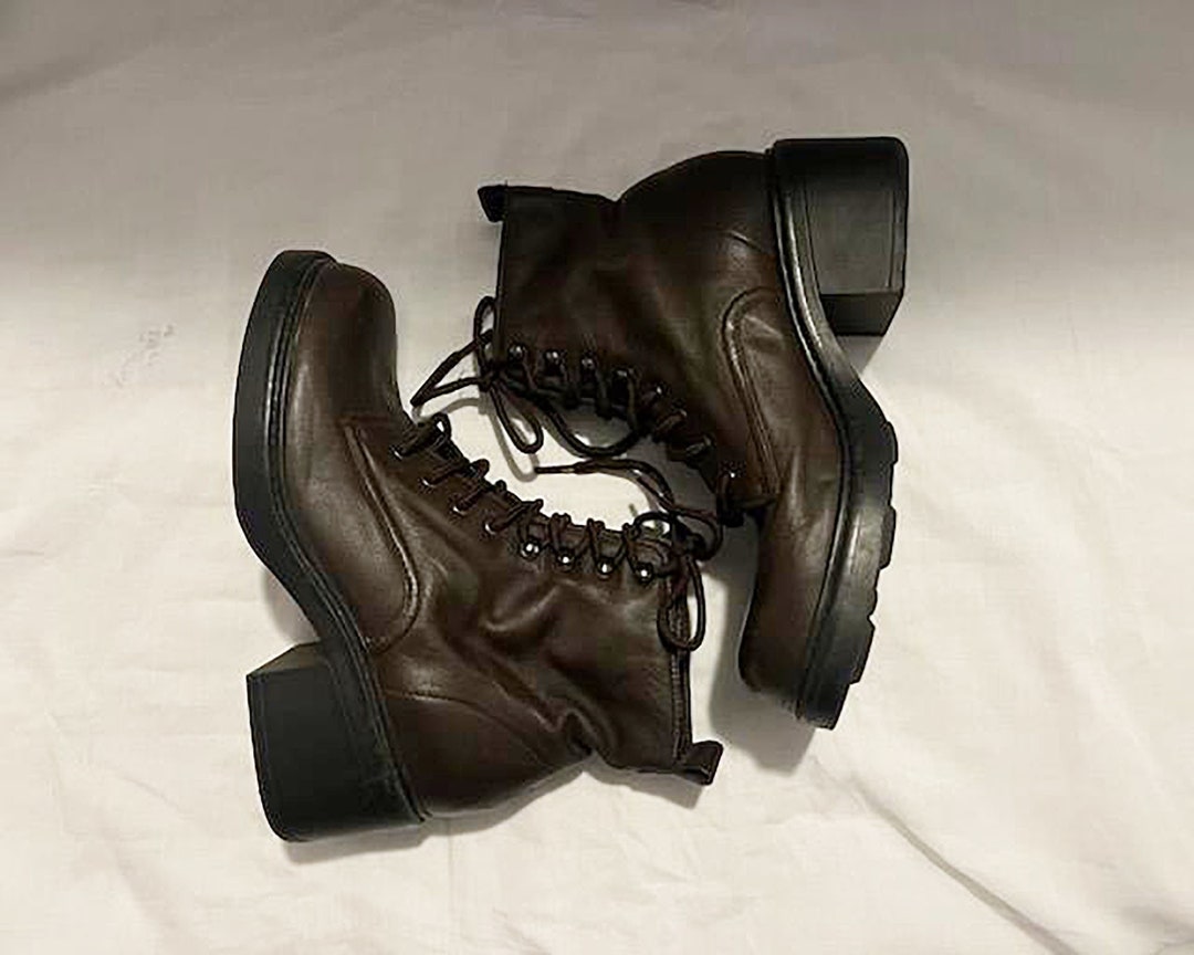 Vintage Jennifer Moore Brown Laced Above Ankle Chunky Rubber Platform ...