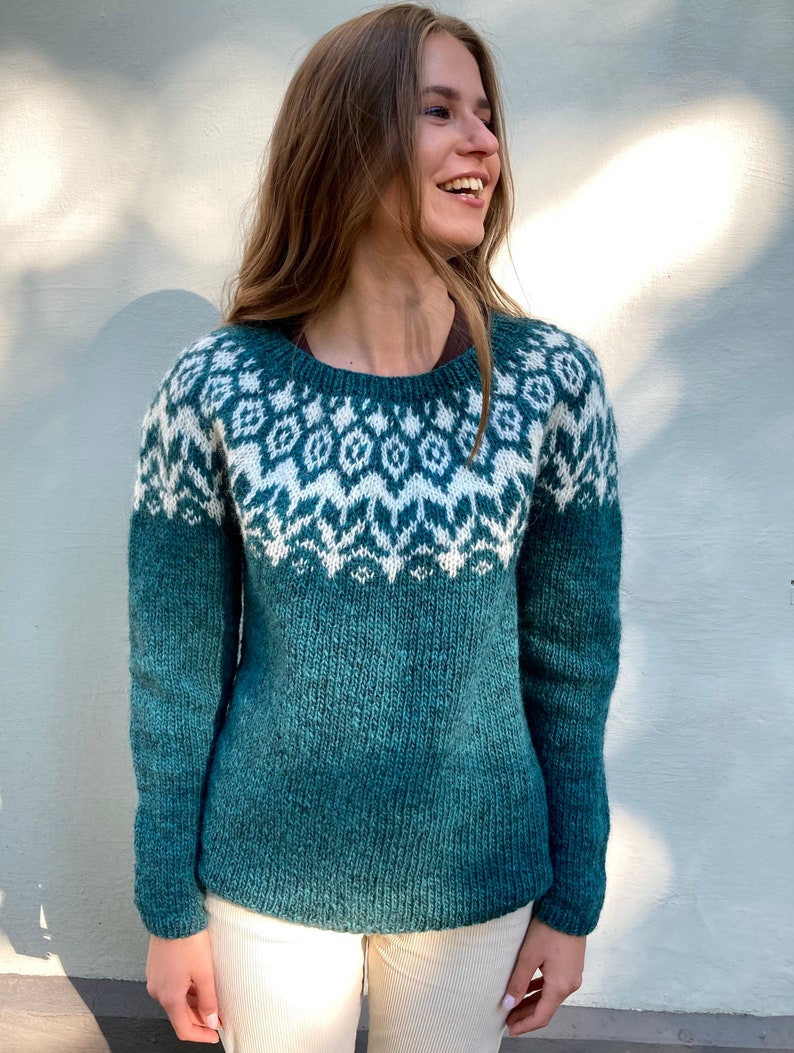 Made to Order Emerald Green Sweater With White Icelandic - Etsy