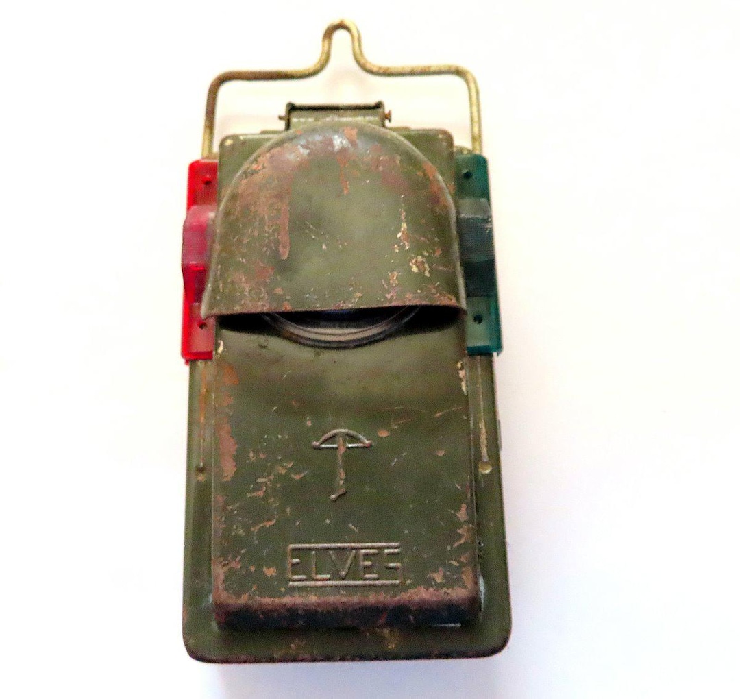 WW2 Swiss ELVES Crossbow Military Signal Flashlight With Cap - Etsy