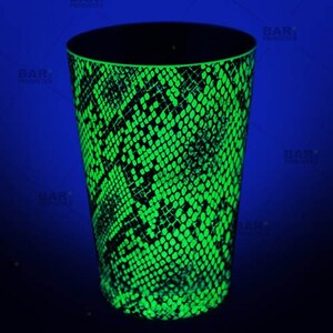 18oz Weighted NEON Green Snake Skin Cocktail Shaker Tin Printed ...