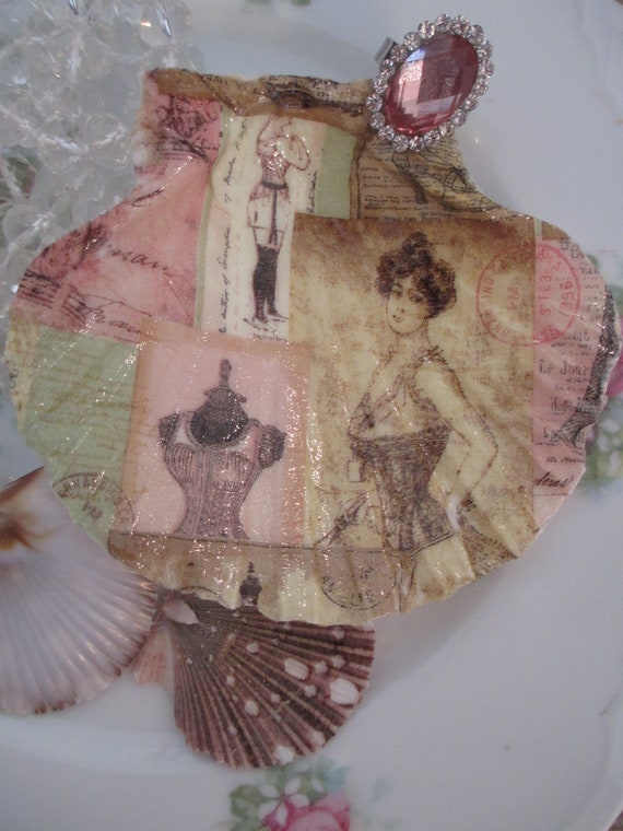 Corset Paris Decoupage Scallop Shell Ring Dish Tinker Dish | Etsy