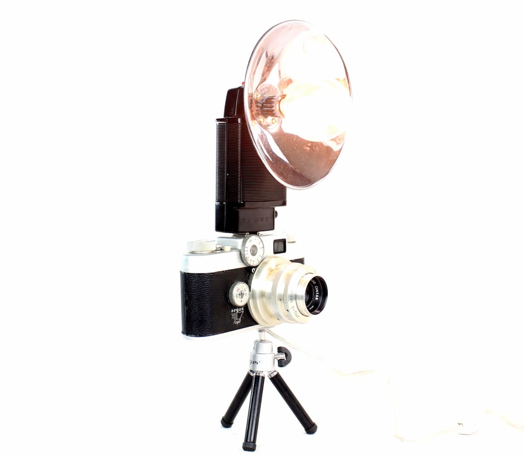 Vintage Argus C-four Camera Lamp: 1950s Photography Decor - Etsy