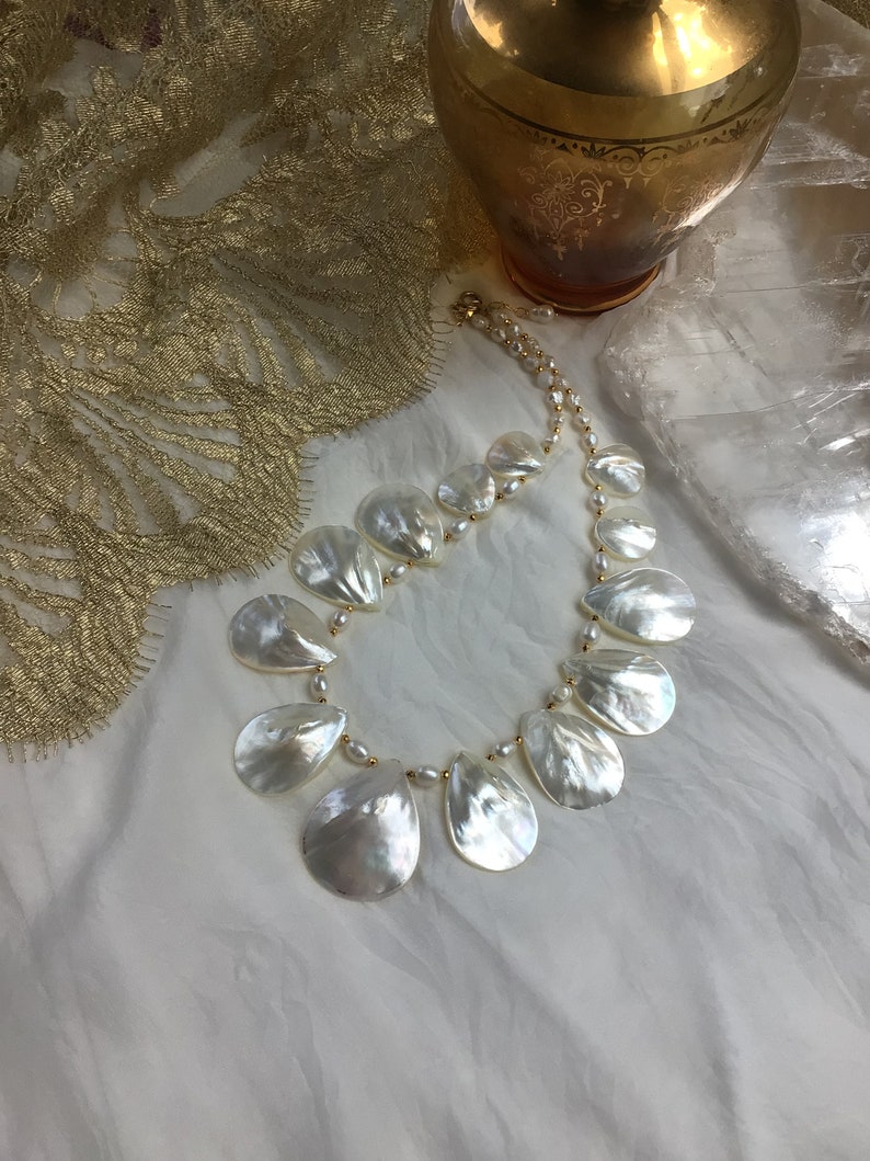 Shell Pearl Collar Necklace/ Beach Wedding Necklace/ Statement Necklace ...