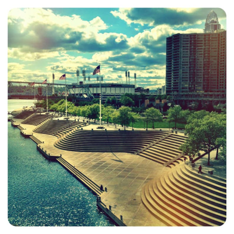 Serpentine Wall at Sawyer Point in Cincinnati - Etsy