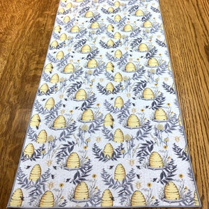 Bee Table Runner, Honey Bee Decor, Bee Baby Shower, Bee Kitchen Decor ...
