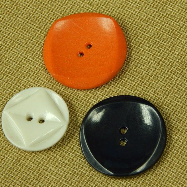 Colt Buttons - Etsy