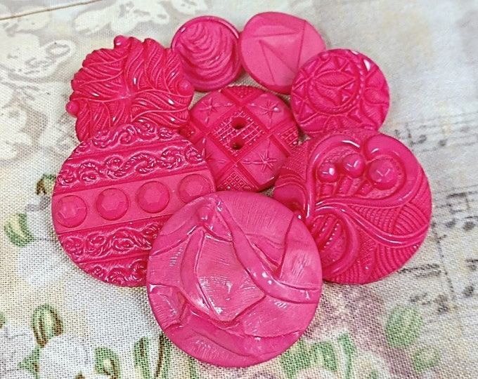 Eight Pink Plastic Buttons Mixed Lot 15mm 5/8 30mm 1-1/4 - Etsy