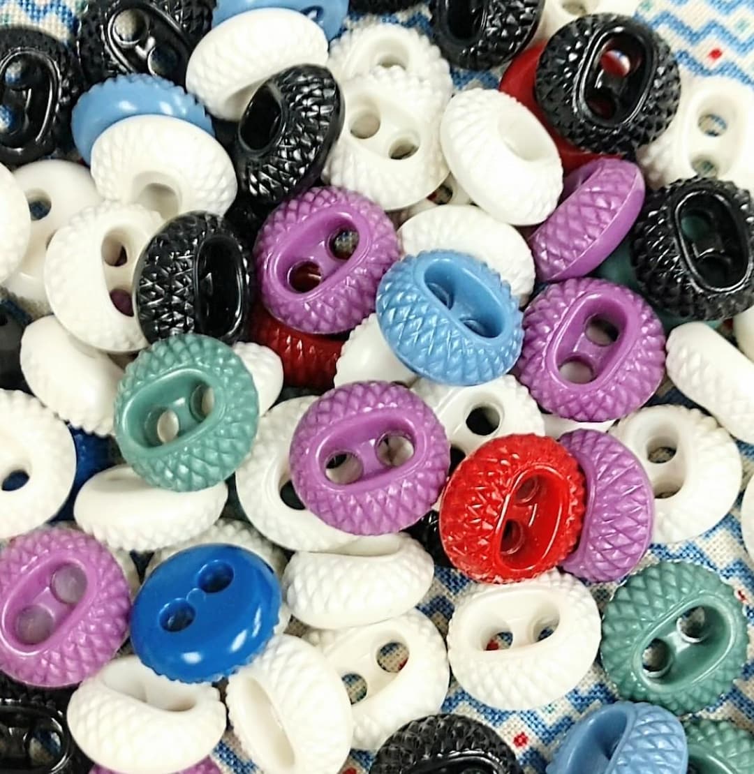 Honey Pattern SPC Sew Thru Buttons 12mm 1/2" Make a Color Selection by ...