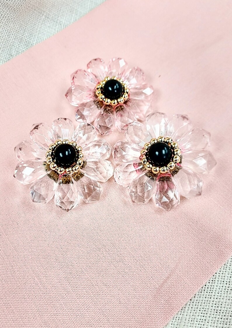 Three Pale Pink Tint Floral Plastic Buttons, 42mm - Etsy