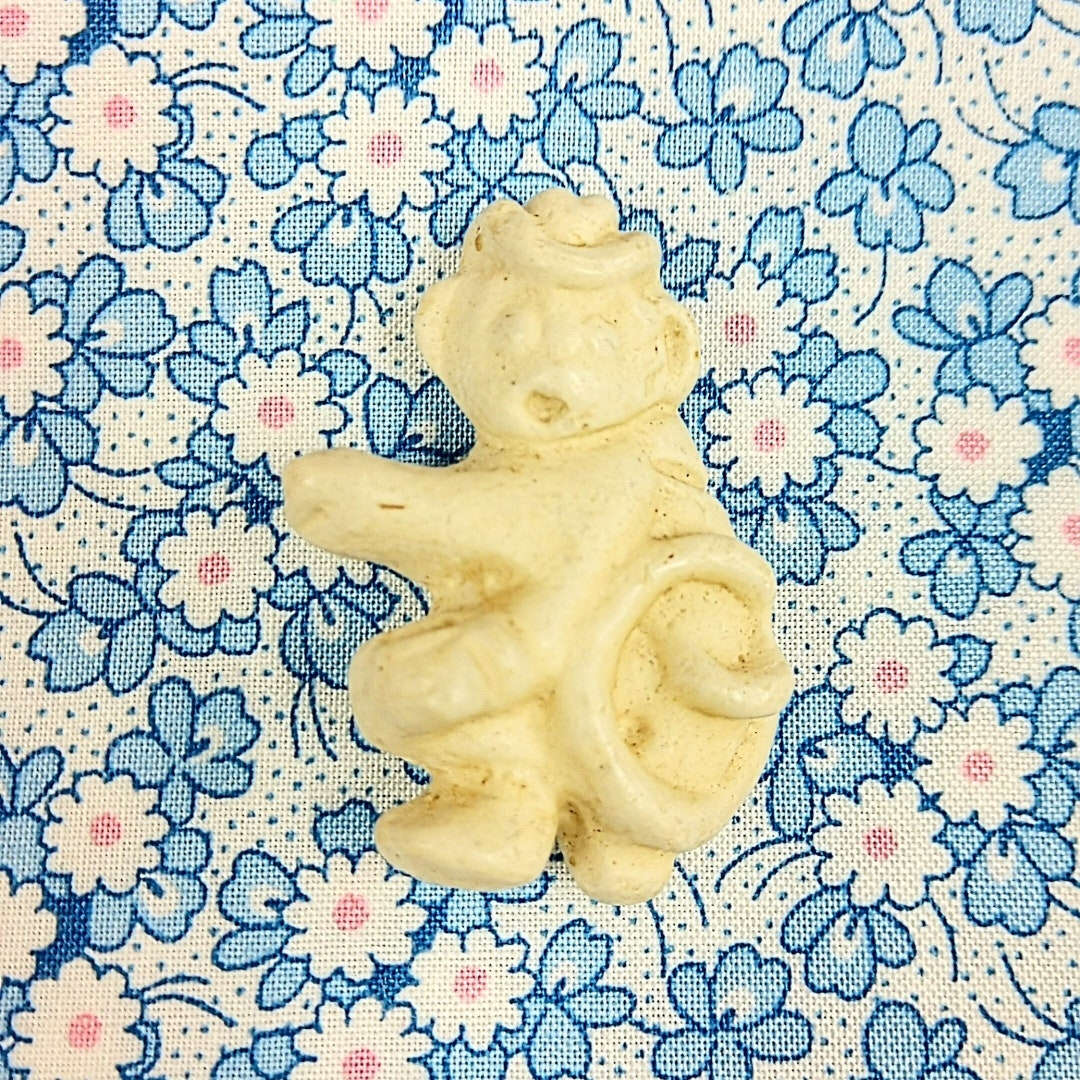 Monkey Plaster of Paris Metal Loop Shank Button 7/8" X 1-1/2" Craft ...