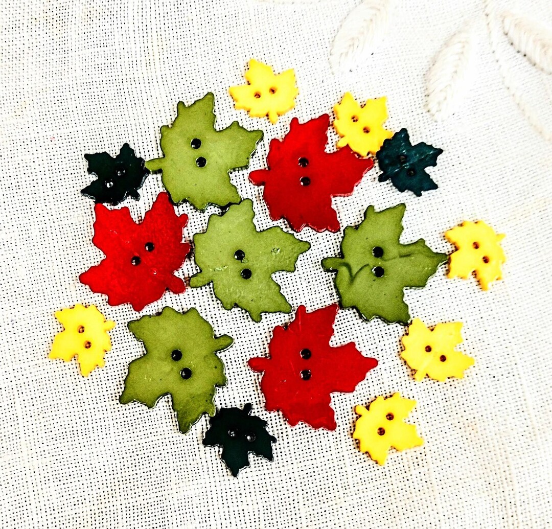 Fall Leaf Sew Thru Plastic Buttons 16mm 5/8 28mm 1-1/8 Lot of Sixteen ...