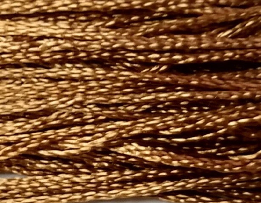 Medium Light Coffee Anchor Marlitt Embroidery Floss 1039 Four Strand ...