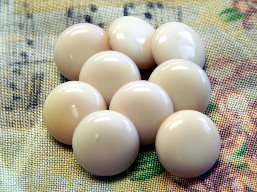 Blush Early Plastics Classic Dome Buttons Hourglass Shank 15mm 9/16 ...