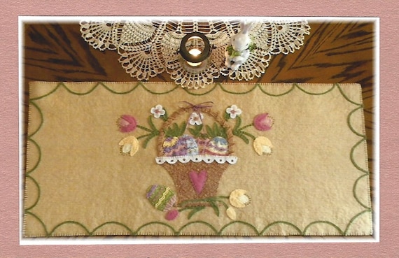 Easter Blessings Floral Basket Wool Felt Table Runner Kit - Etsy