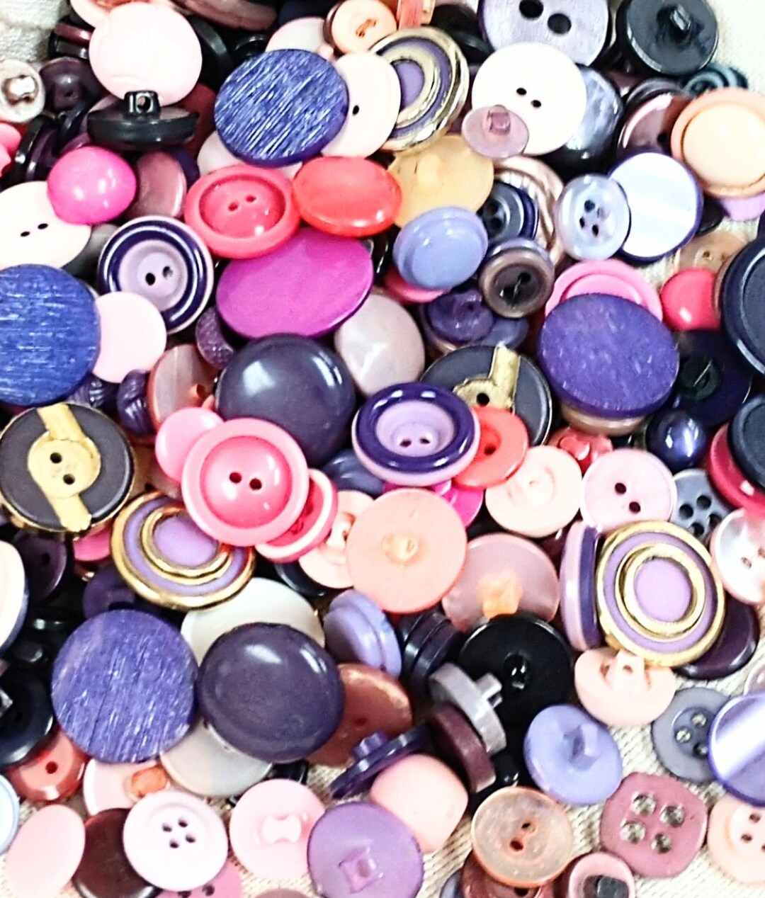 One Half-pound Purple Pink Old and New Buttons Mixed Size Lot 10mm 3/8 ...