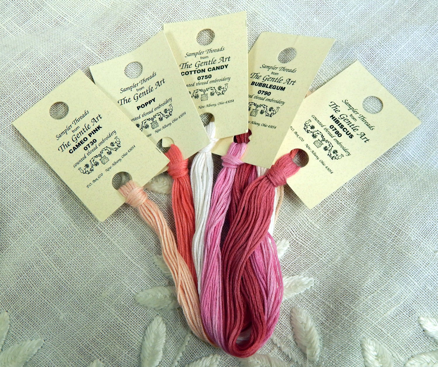 Hibiscus the gentle art thread Sewing & Needlecraft Sewing & Fiber ...