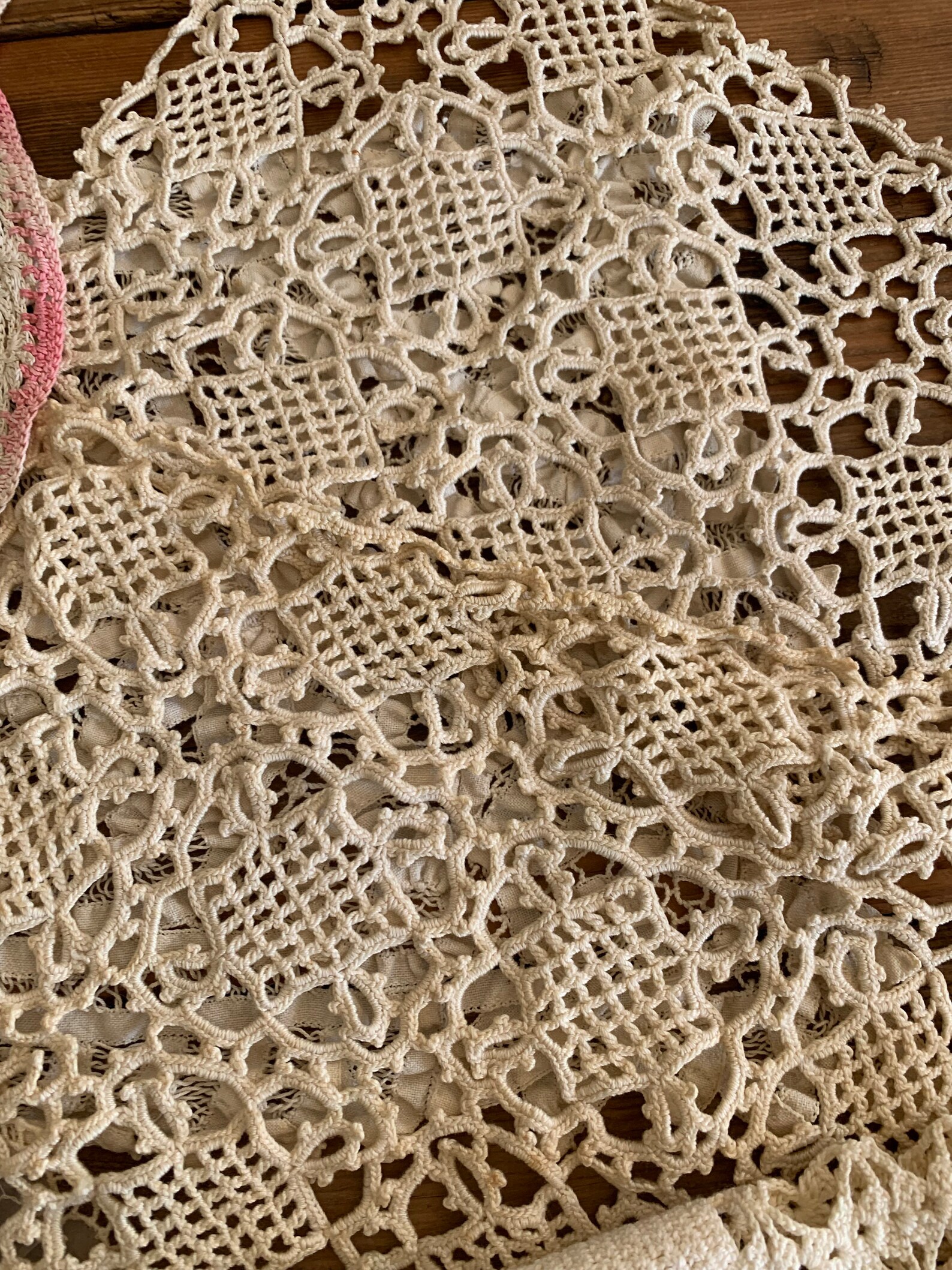 Collection of 9 Vintage Doilies - Etsy