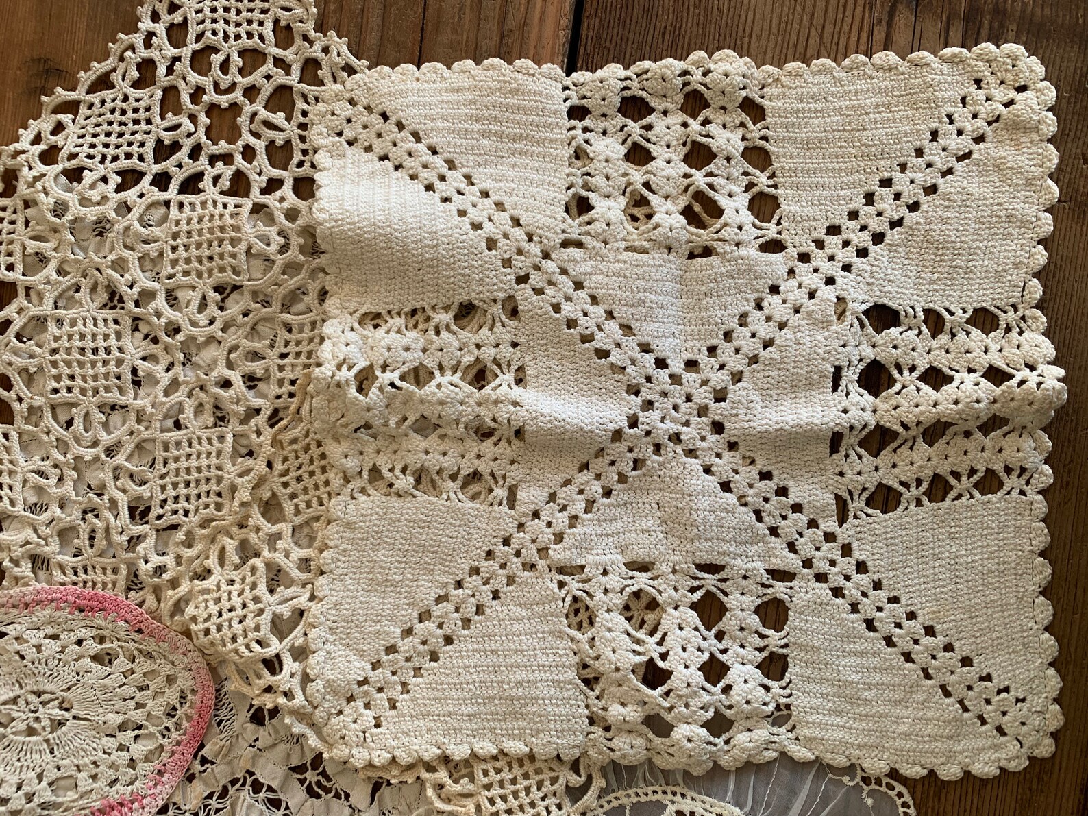 Collection of 9 Vintage Doilies - Etsy