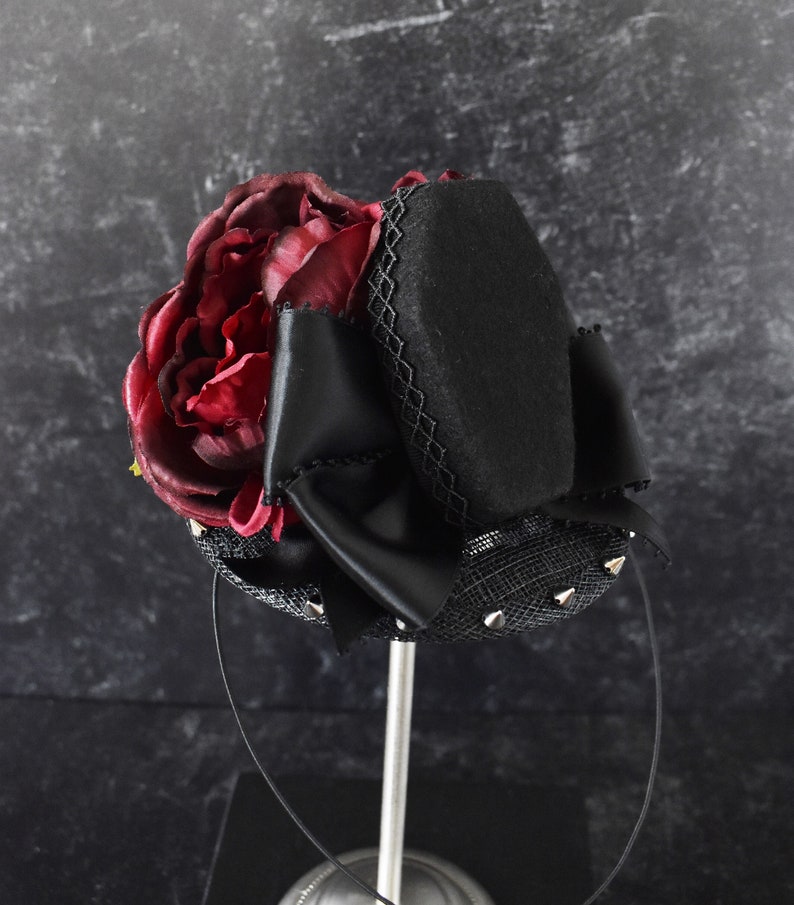 Goth Fascinator With Black Coffin, Ribbons, Studs, Red Flowers | Goth ...