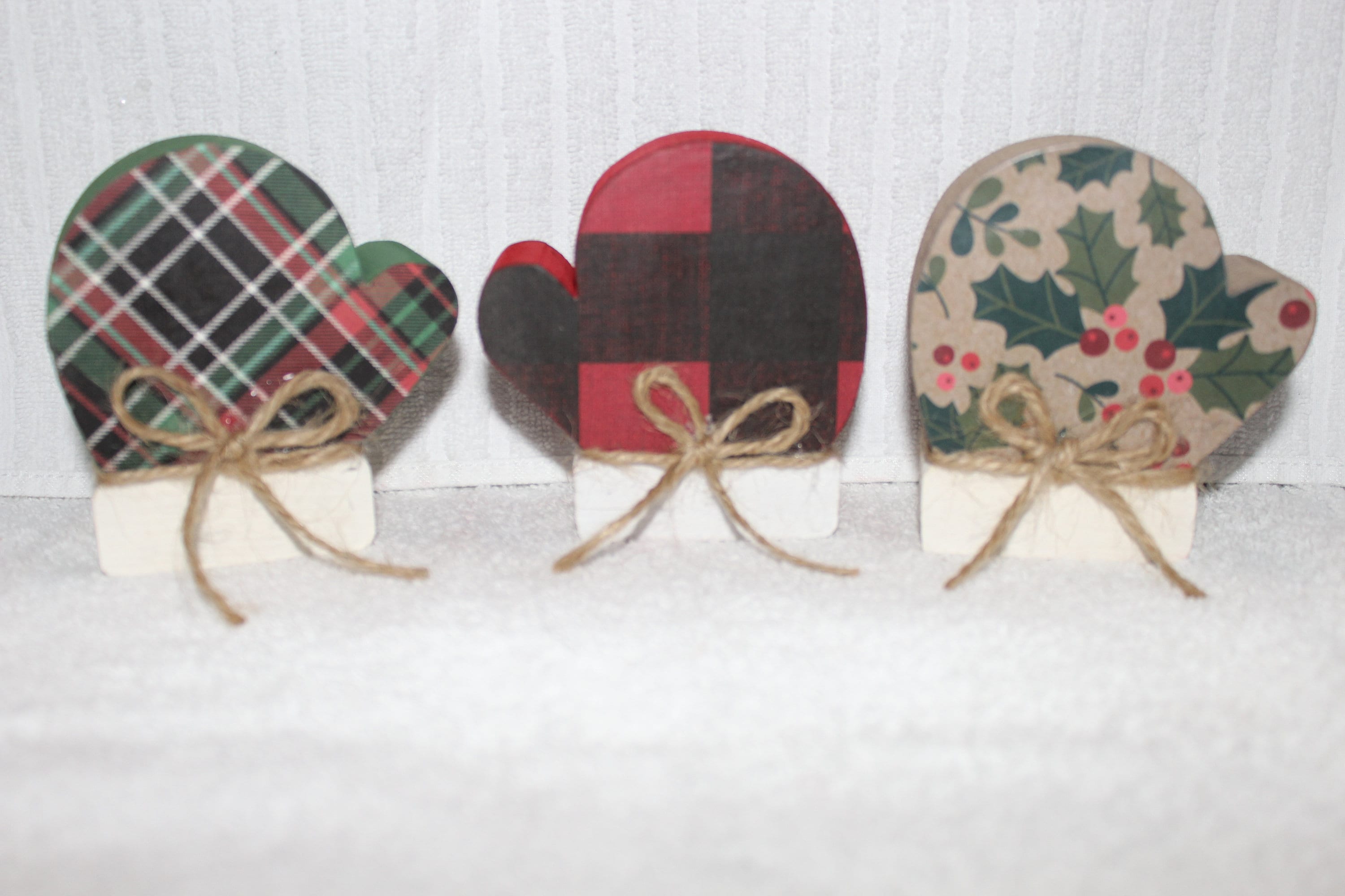 Christmas Mitten Wooden Decoration Farmhouse Christmas Wooden | Etsy